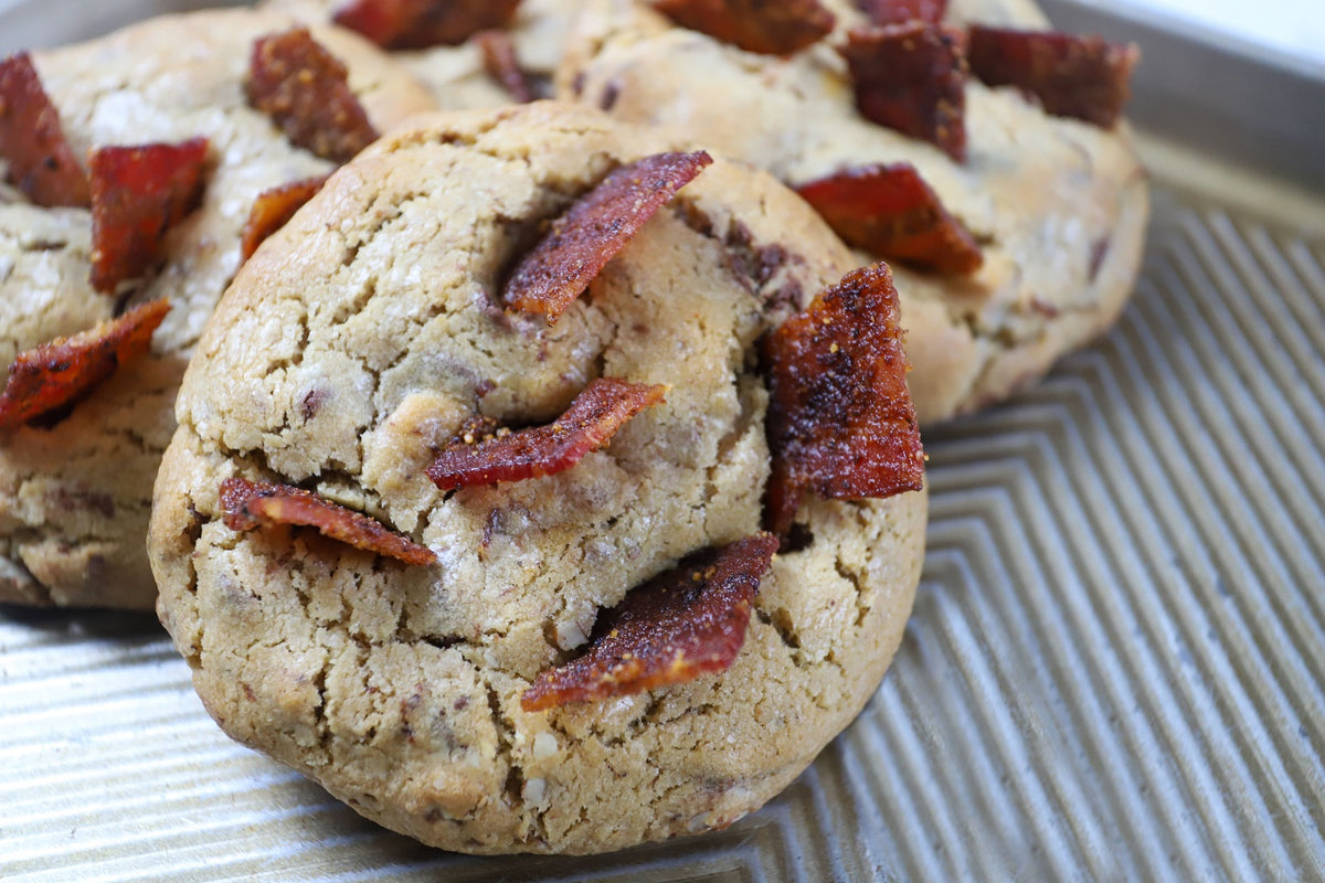Chocolate Chip and Candied Bacon Levain Cookies – PS Seasoning